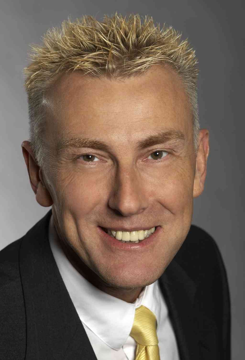 Jörg Römer übernimmt Business Unit Vendor Self Service und E