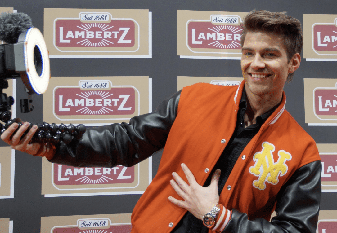 Parfum-Influencer Jeremy Fragrance und extreme Rechte: Ein braunes ...