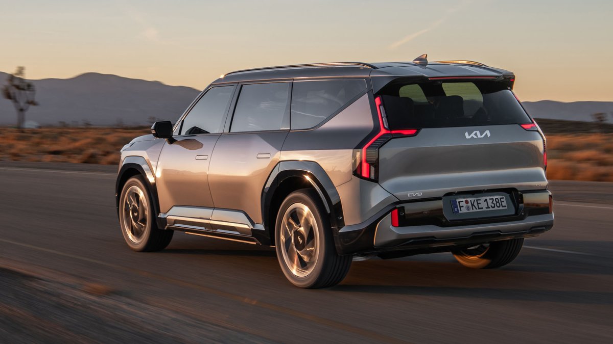 Presentation of the Kia EV9 GT: Lush E-SUV with extra power | heise autos