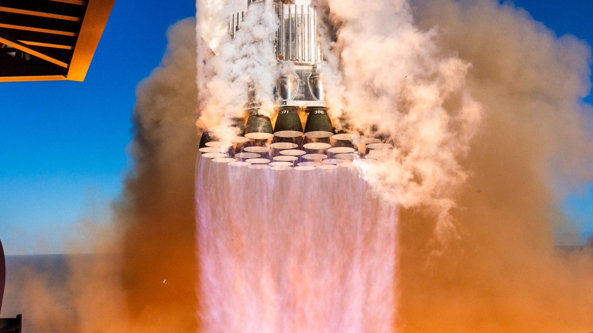 Exploded Starship: Debris on Caribbean island, investigations still ...