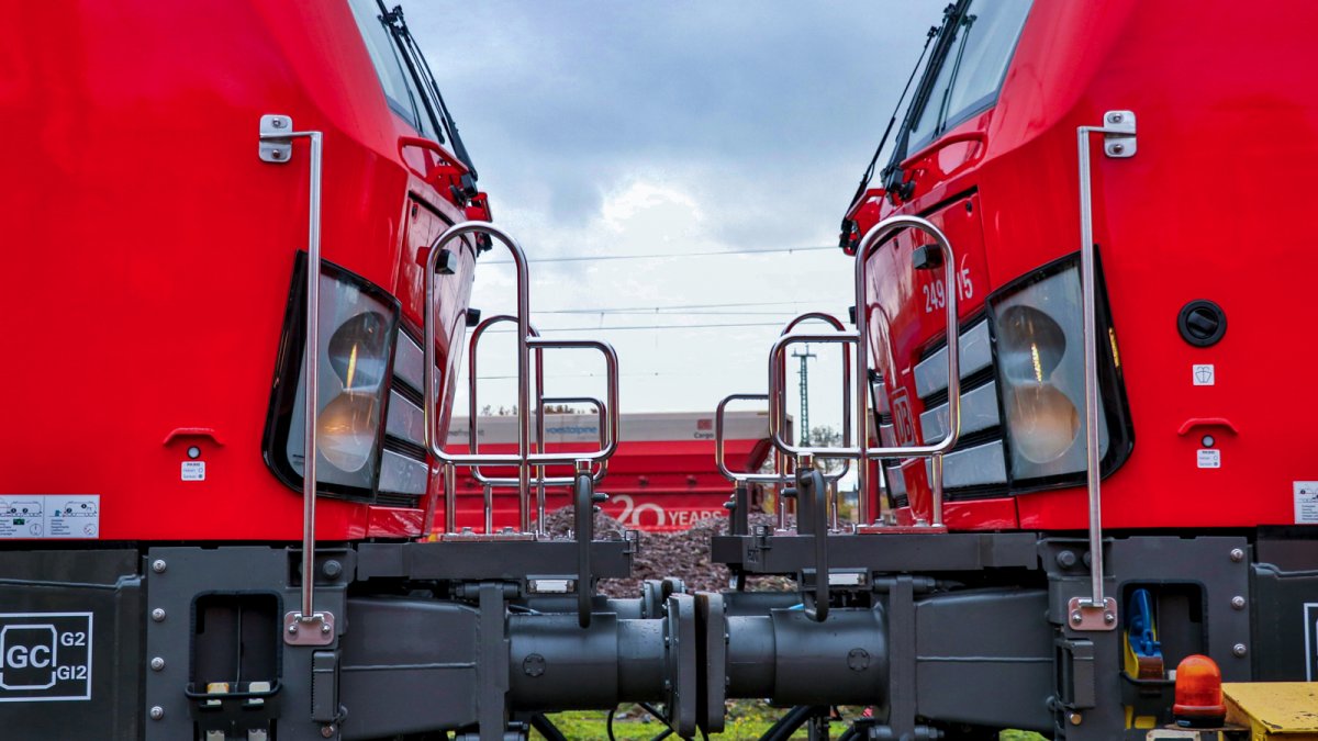 Bundestag election 2025: The transport policy of the SPD, Greens and ...