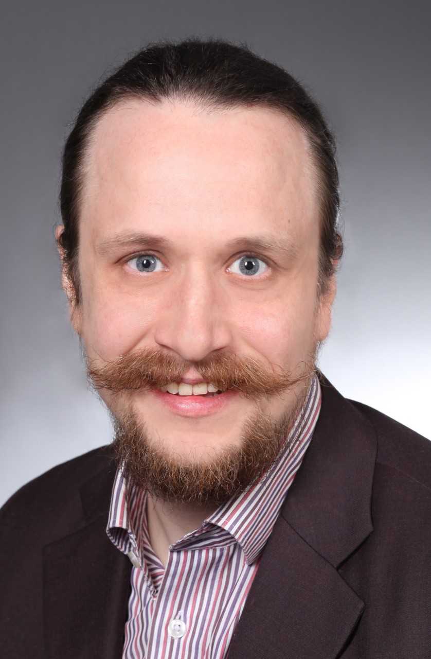 Große Sprachmodelle feintunen und einsetzen | heise Academy