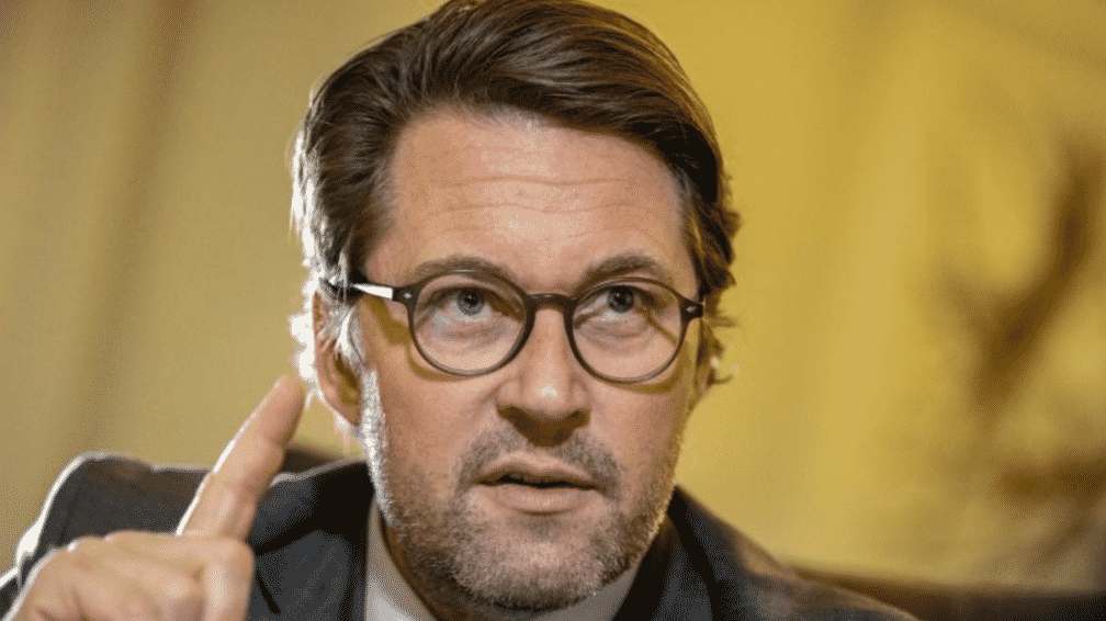 Bundesverkehrsminister Scheuer: Auslaufen des fossilen Verbrenners bis ... Bundesverkehrsminister Scheuer: Auslaufen des fossilen Verbrenners bis ...