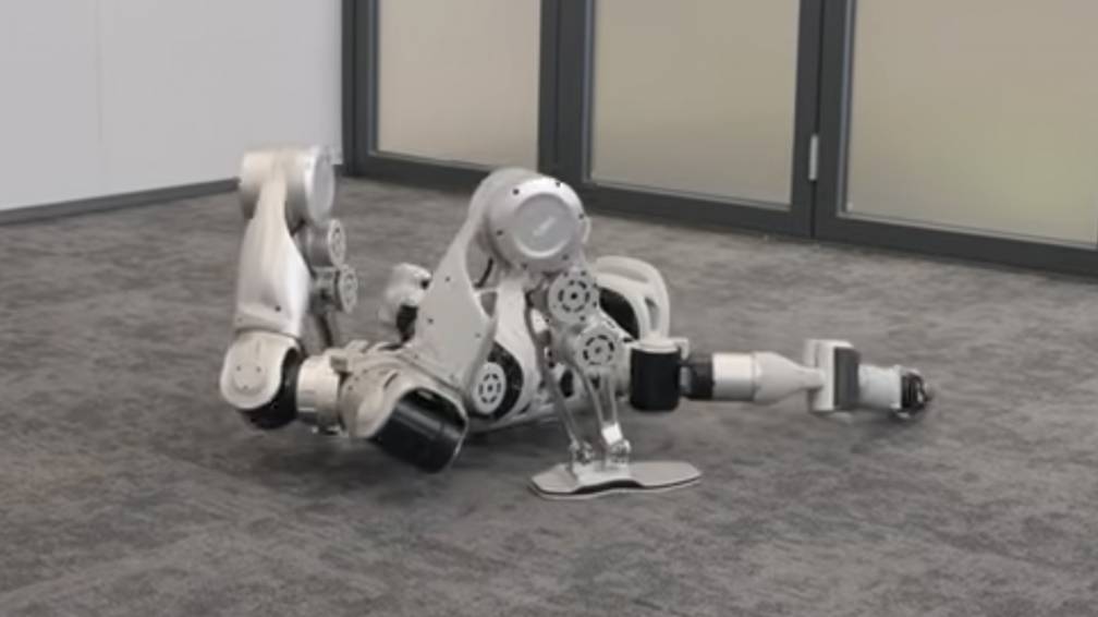 Humanoider Roboter: LimX CL-2 mit neuen Aktuatoren deutlich agiler ...