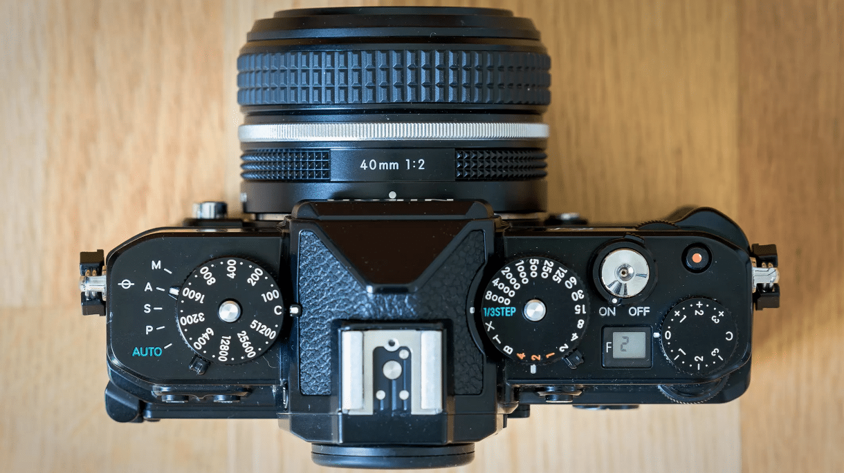 Fünf spiegellose Kameras von Nikon mit Firmware-Problemen | heise online