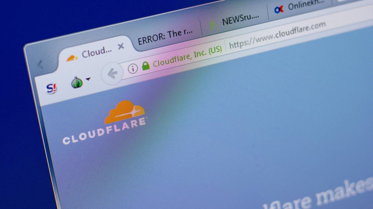 Cloudflare vs. KI-Bots: "Die Menschheit braucht vom Menschen gemachte Inhalte" | heise online