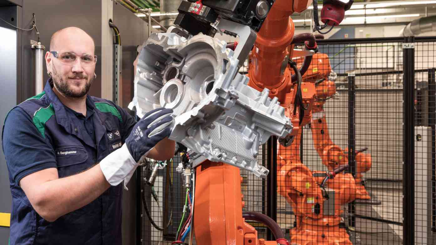 Basic technology in the electric car: types of three-phase motor ...