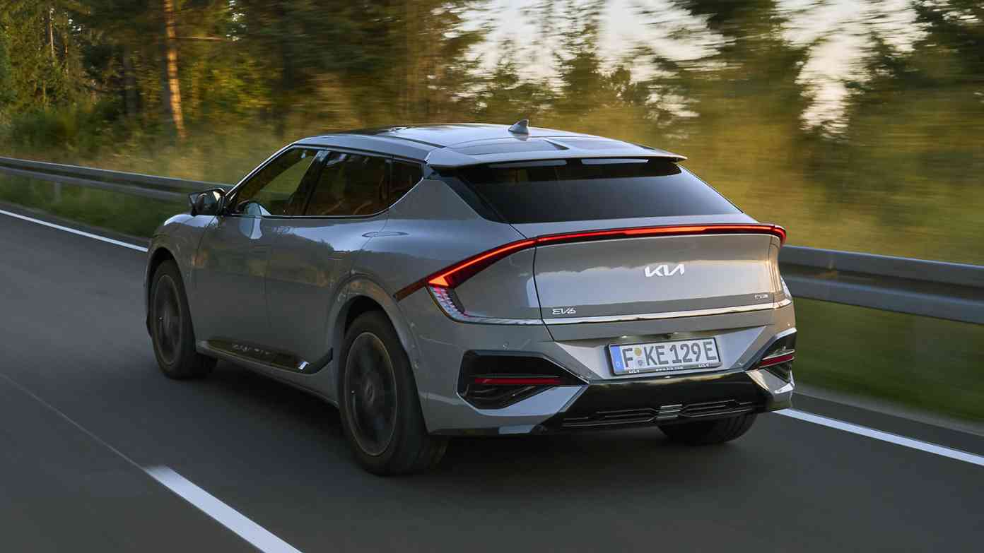 Kia EV6: Elektroauto bekommt größere Batterien und kleineren Preis | heise autos