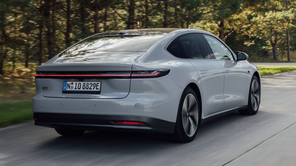 Elektroautos: Aussicht auf mehr – Nio ET7 im ersten Fahrbericht | heise autos