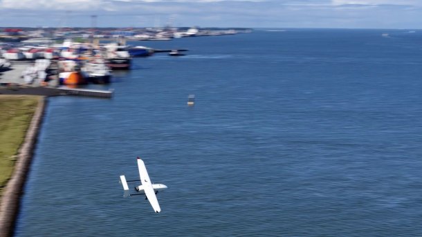 Long distance drone flying store