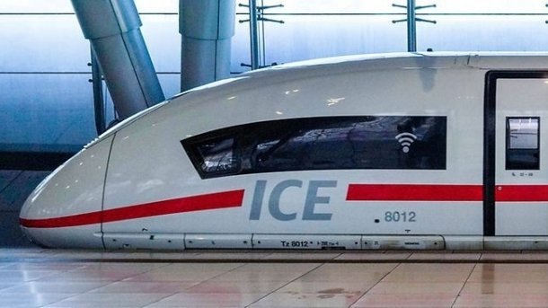 Erstmals per ICE nach Polen: Bahn lässt ICE 3neo ausbauen | heise online