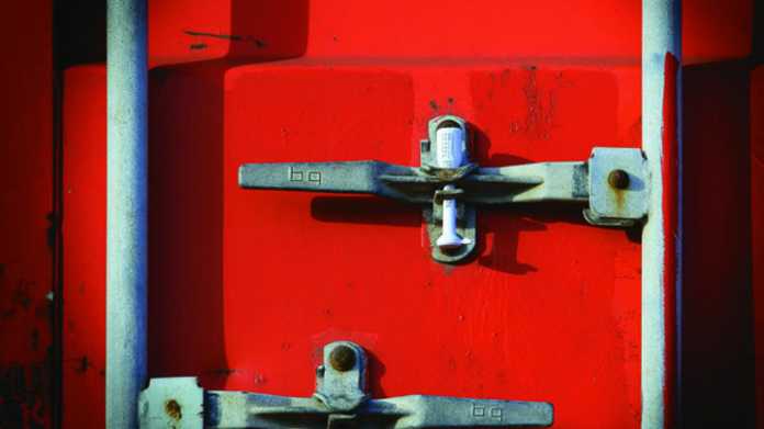 Dockercon Docker Besinnt Sich Mit Linuxkit Seiner Wurzeln Heise Online